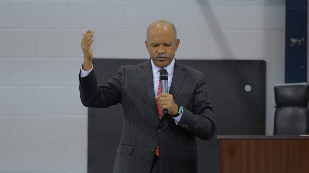 Un Refugio Para La Familia 10 | Pastor Andrés Portes ...